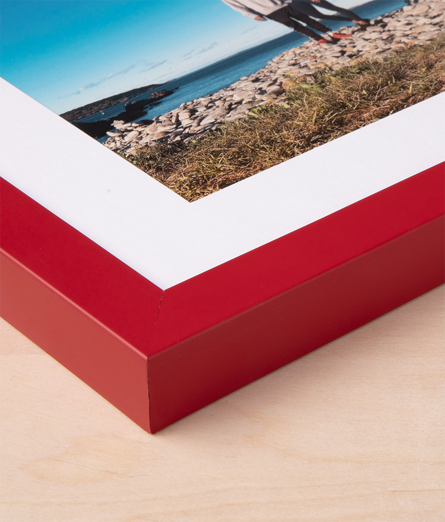 Jaunt Frame - Red | Keepsake Frames